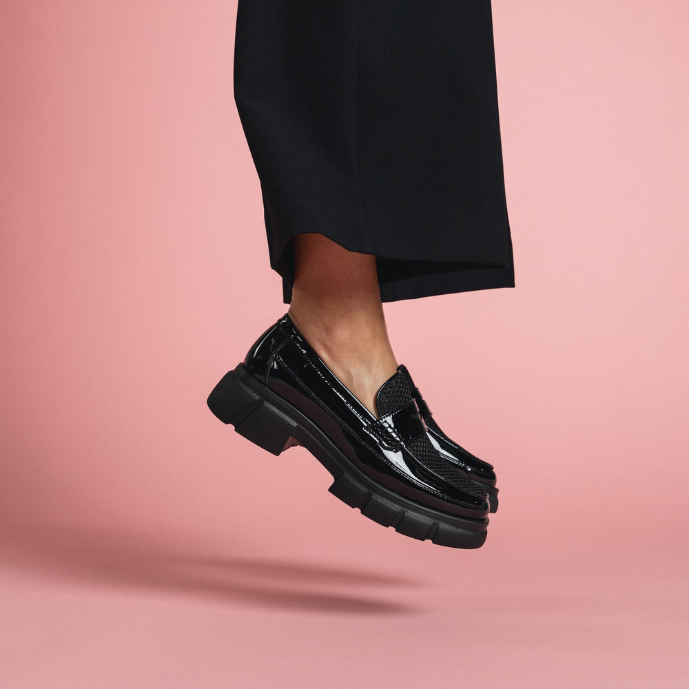 Modern Classic Men's Shoes Made for Comfort - Marc Nolan